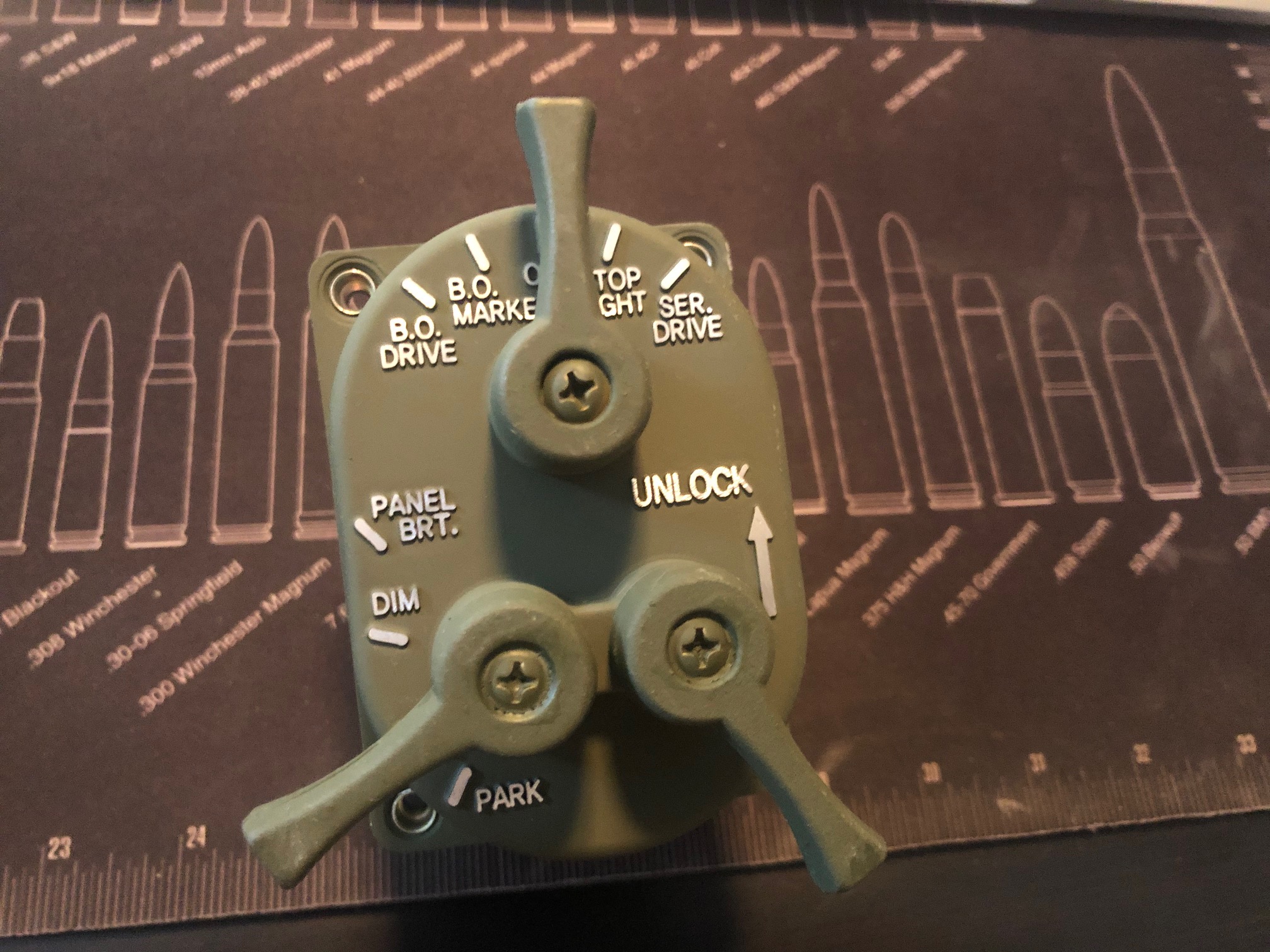 3 LEVER SWITCH ⋆ Where we focus on HMMWV / HUMVEEs